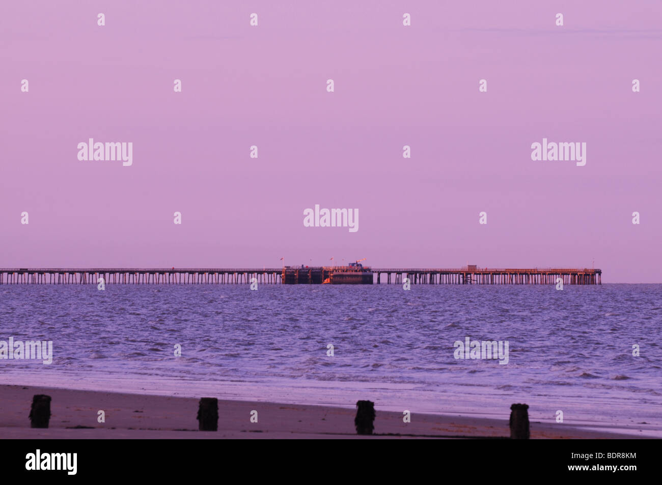 Frinton beach pier hi-res stock photography and images - Alamy