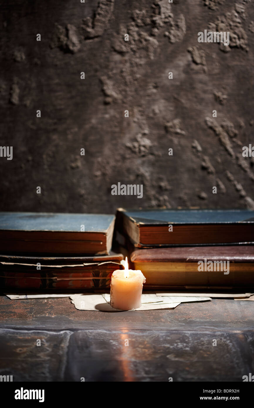 Still life books candle hi-res stock photography and images - Alamy