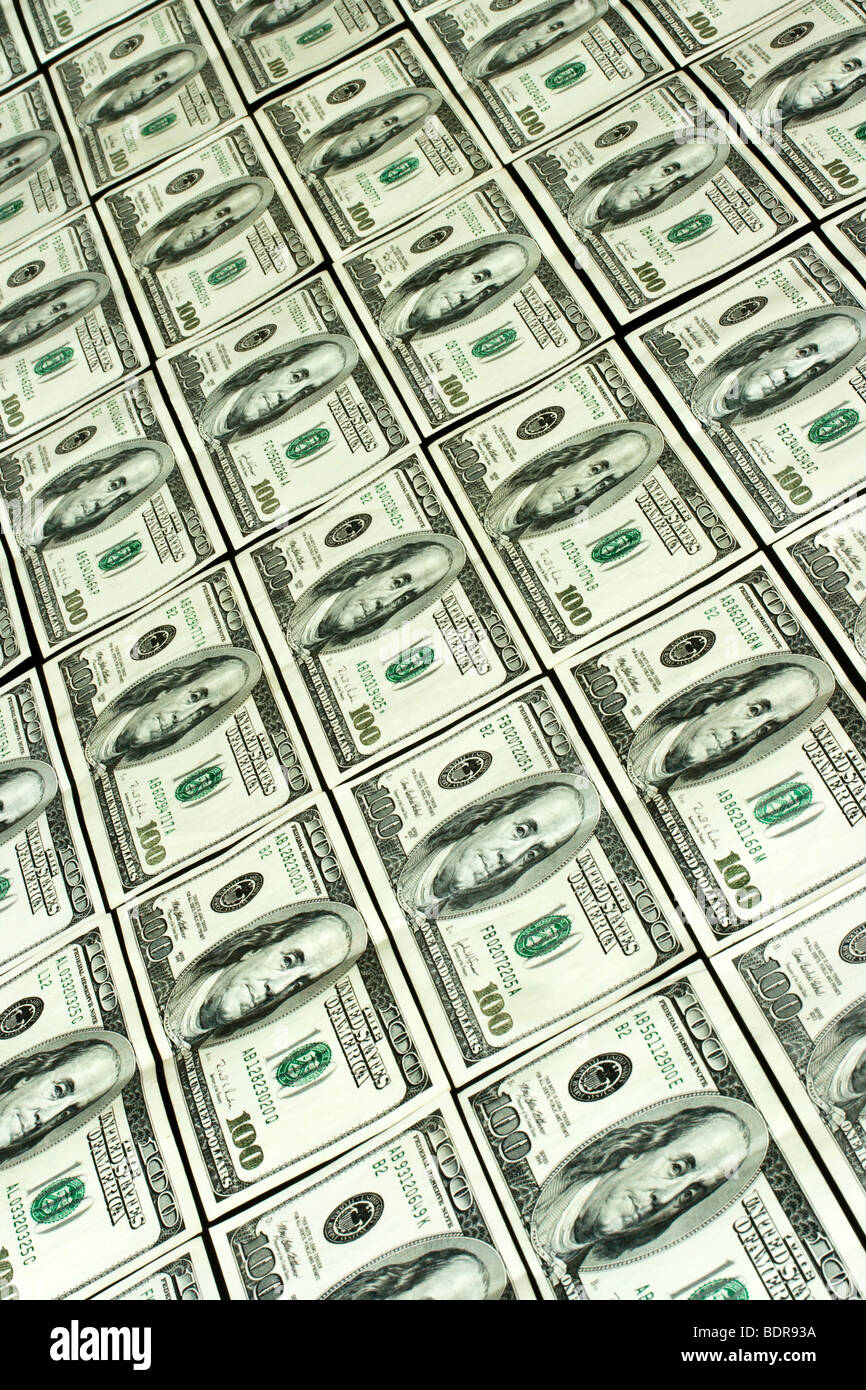Background of rows of hundred dollars bank notes Stock Photo - Alamy