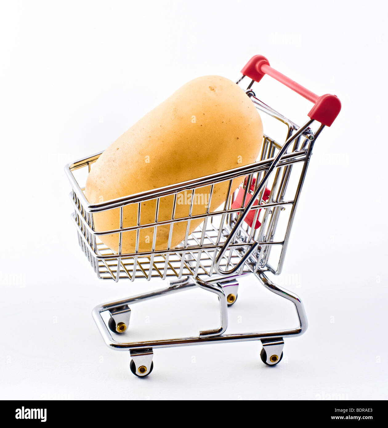 potato in shopping cart isolated on white Stock Photo - Alamy