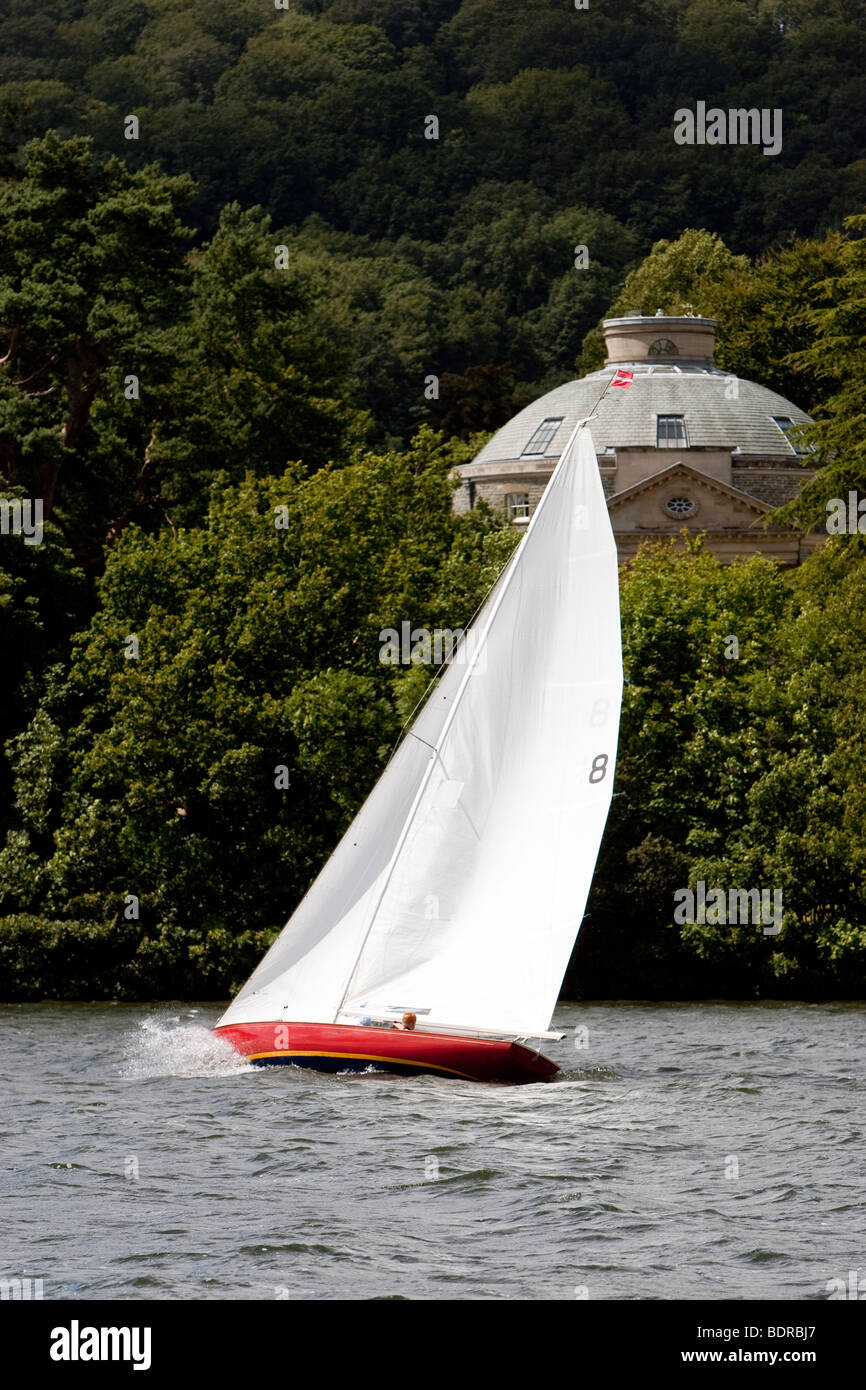 Belle Isle Round House Bell boat Bowness on Windermere Cockshot sailing ...