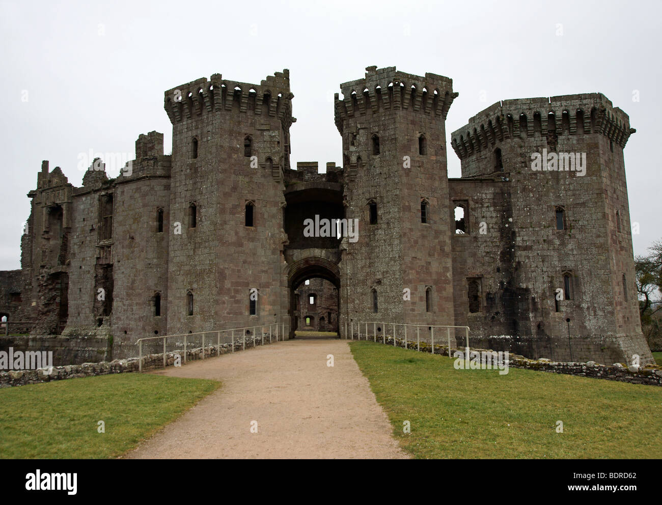 Raglan wales landscape hi-res stock photography and images - Alamy