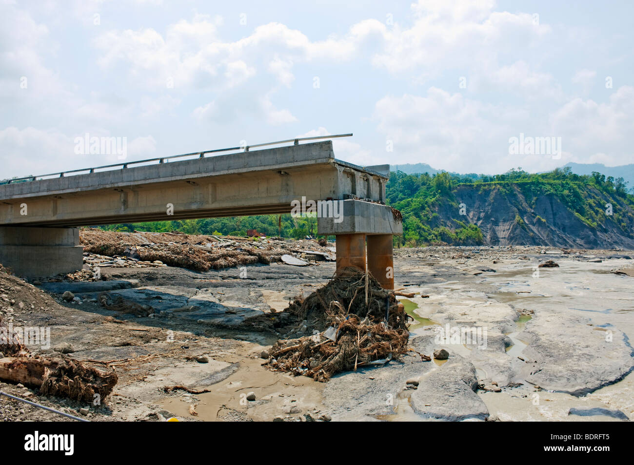 Village bridge damage hi-res stock photography and images - Alamy