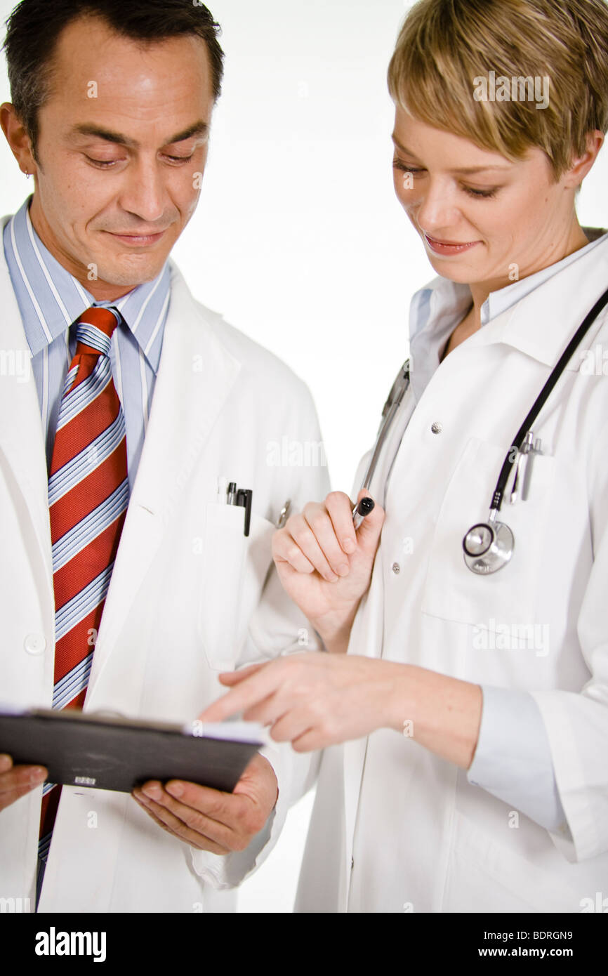 Doctor duo hi-res stock photography and images - Alamy