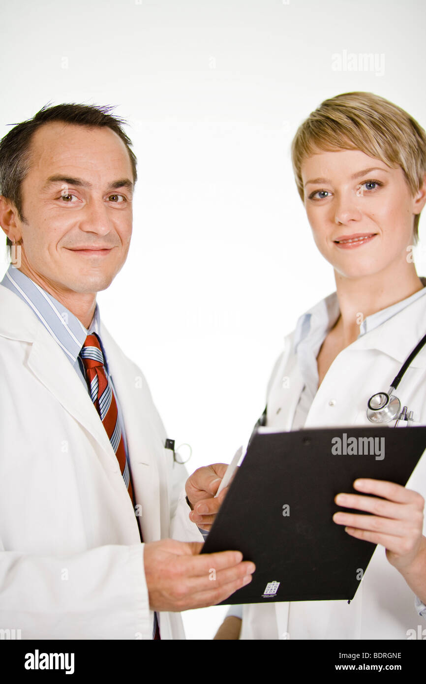 Doctor duo hi-res stock photography and images - Alamy