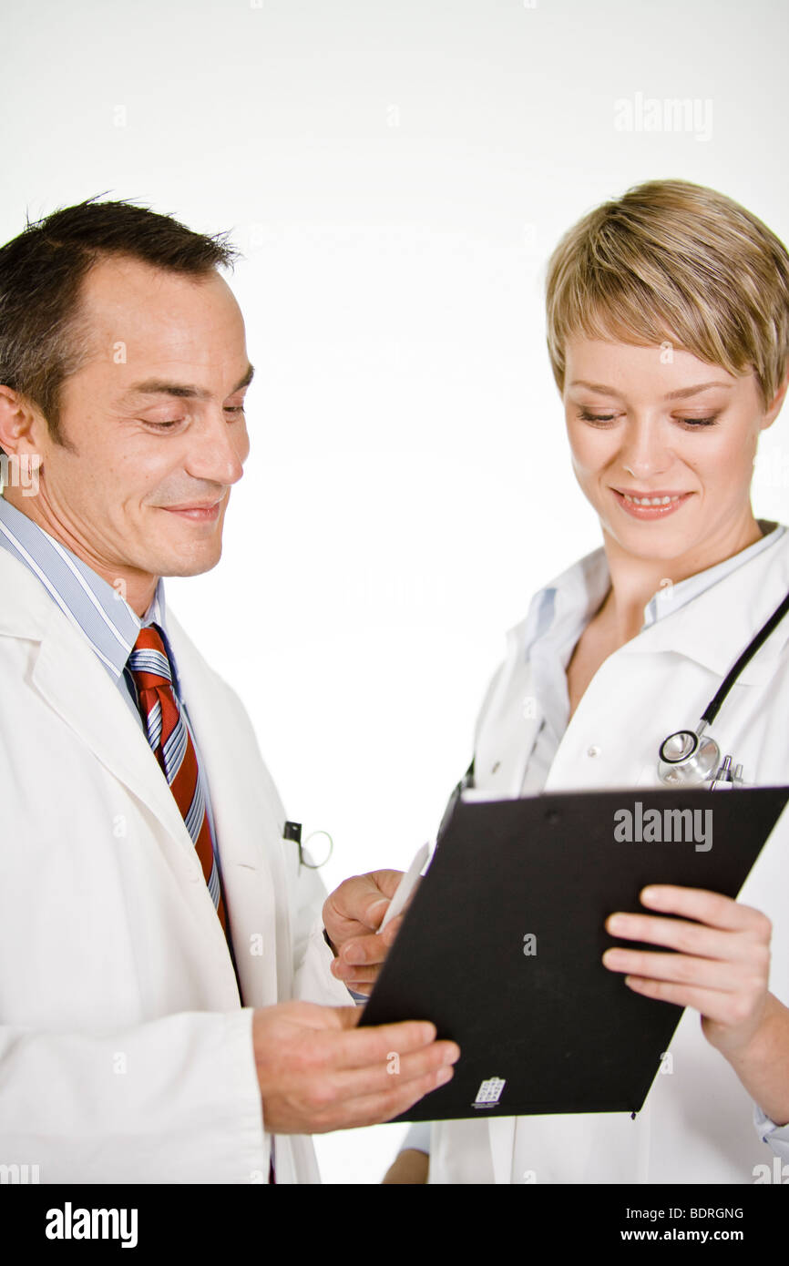 Doctor duo hi-res stock photography and images - Alamy