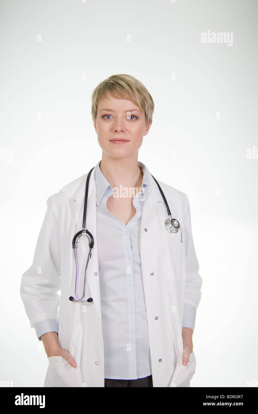 Portrait of a female doctor Stock Photo - Alamy