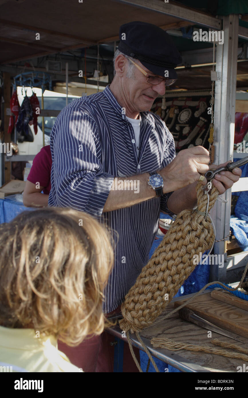 Cordage hi-res stock photography and images - Alamy