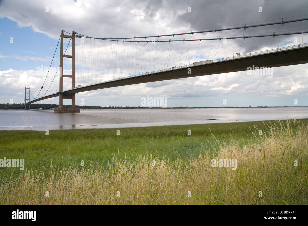 Humber humber bridge hi-res stock photography and images - Alamy