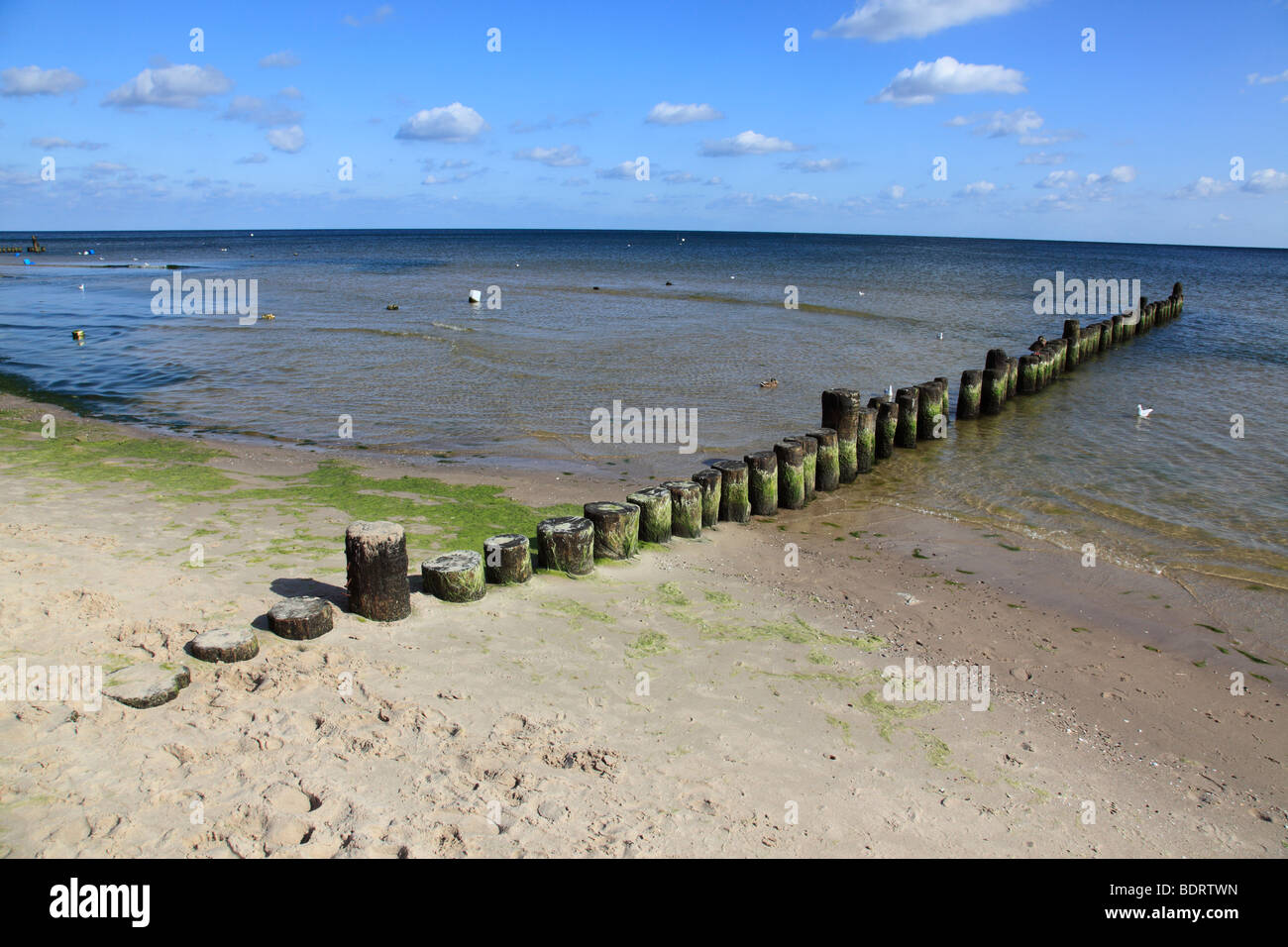 Island seaside jetty geography hi-res stock photography and images - Alamy