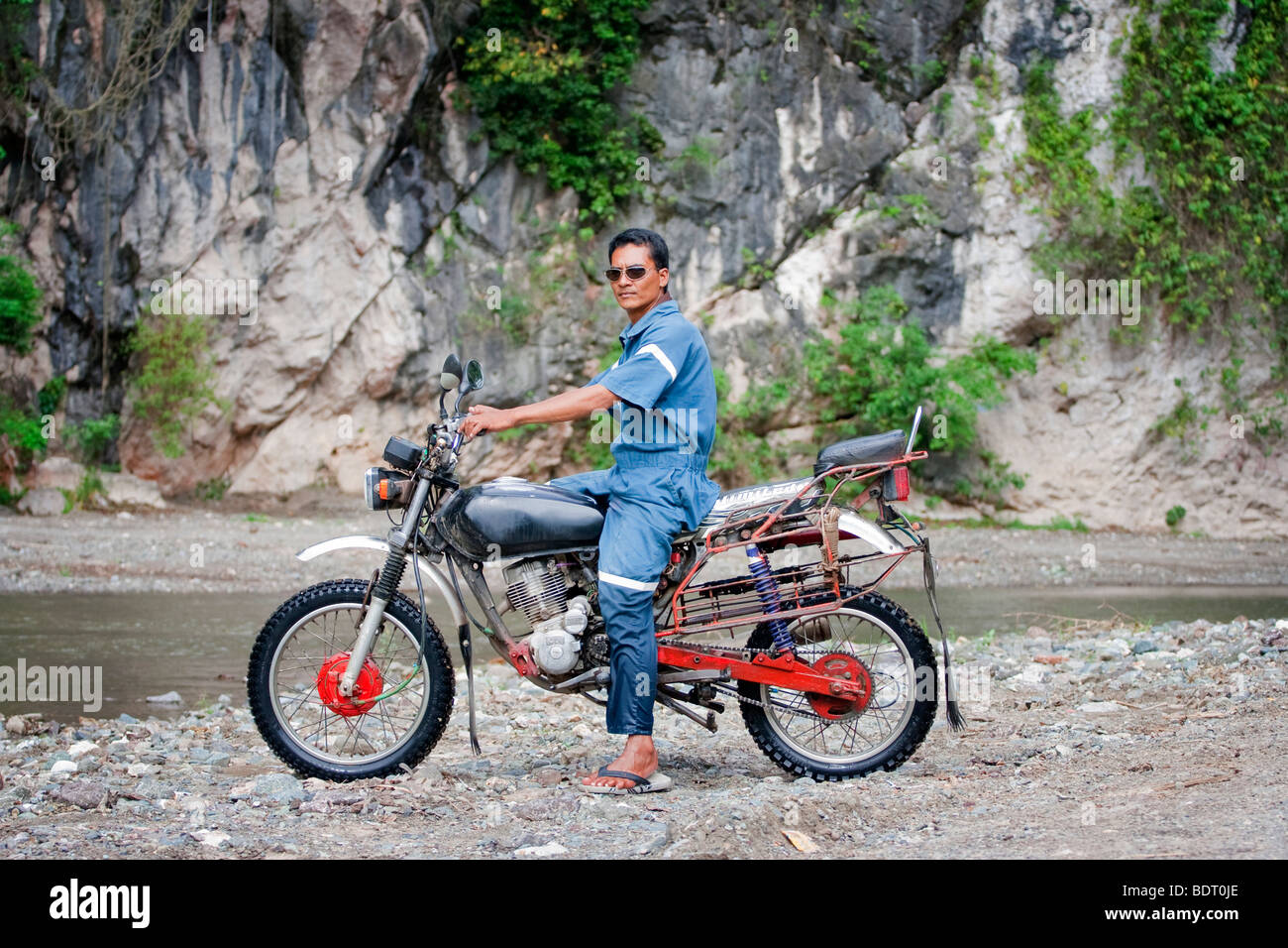 People, way of life and beautiful destination at Marmol Cliff, Tuburan ...