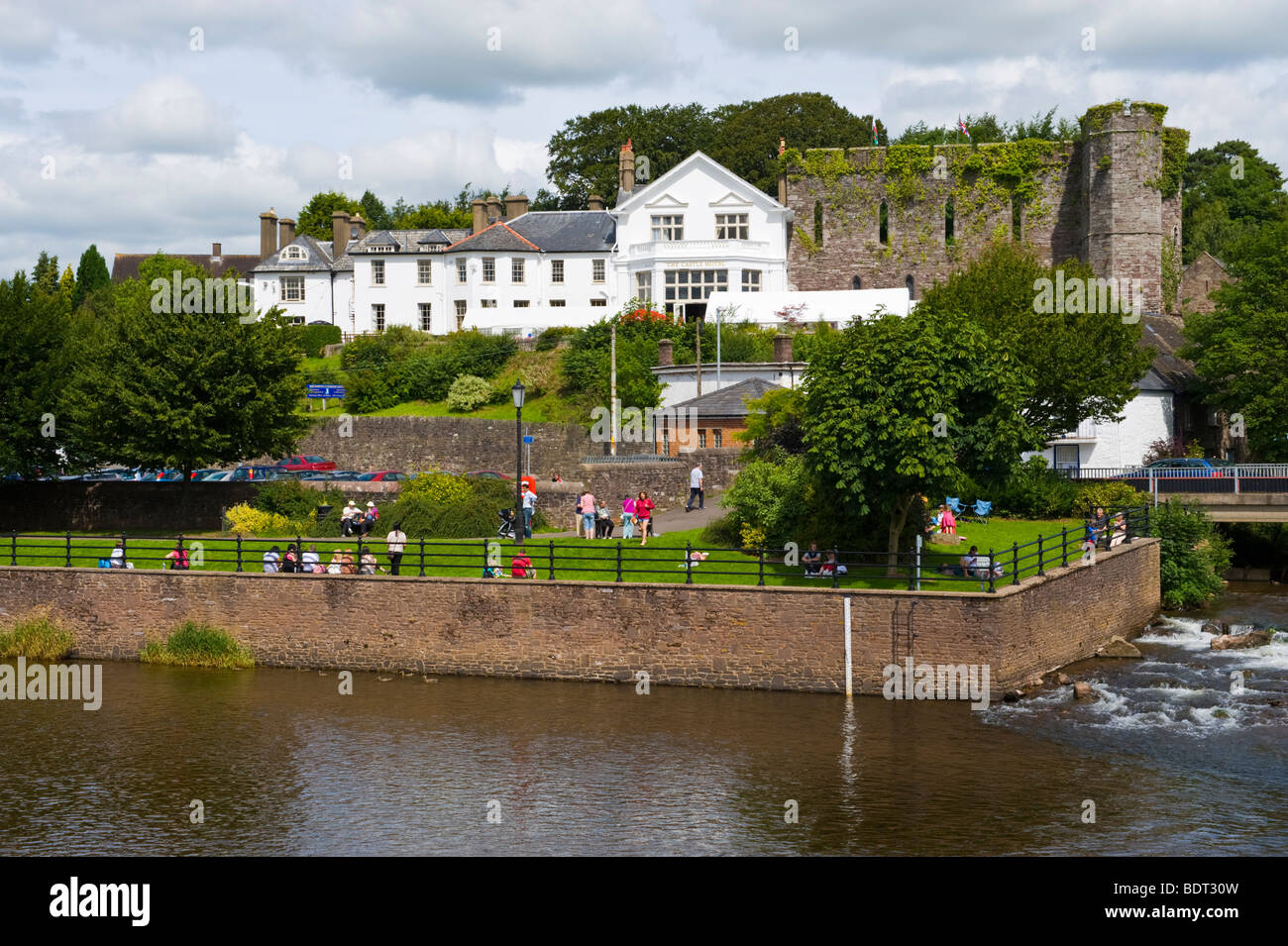 Castle castle hotel wales uk hi-res stock photography and images - Alamy