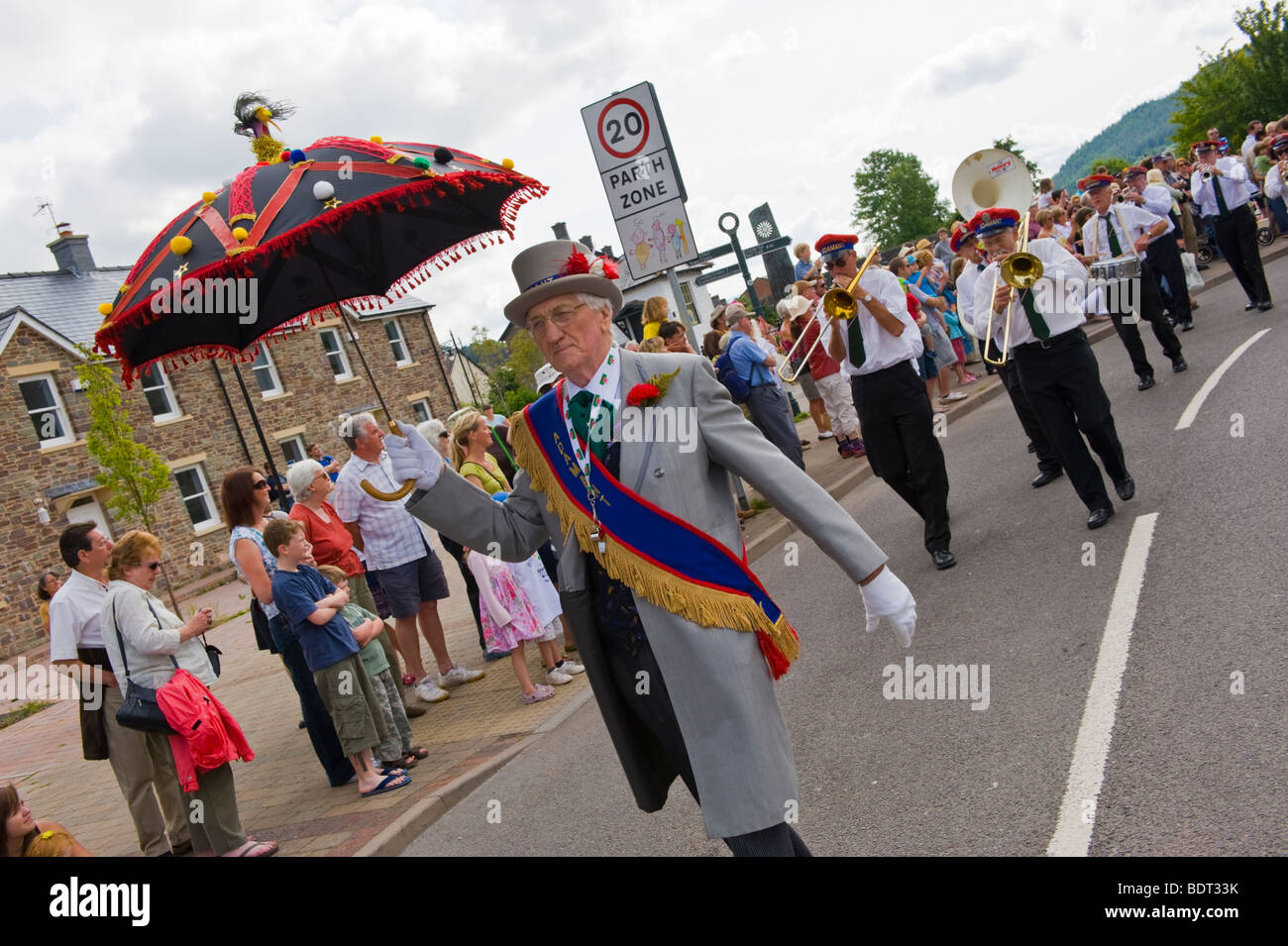 Musical street parade hi-res stock photography and images - Alamy