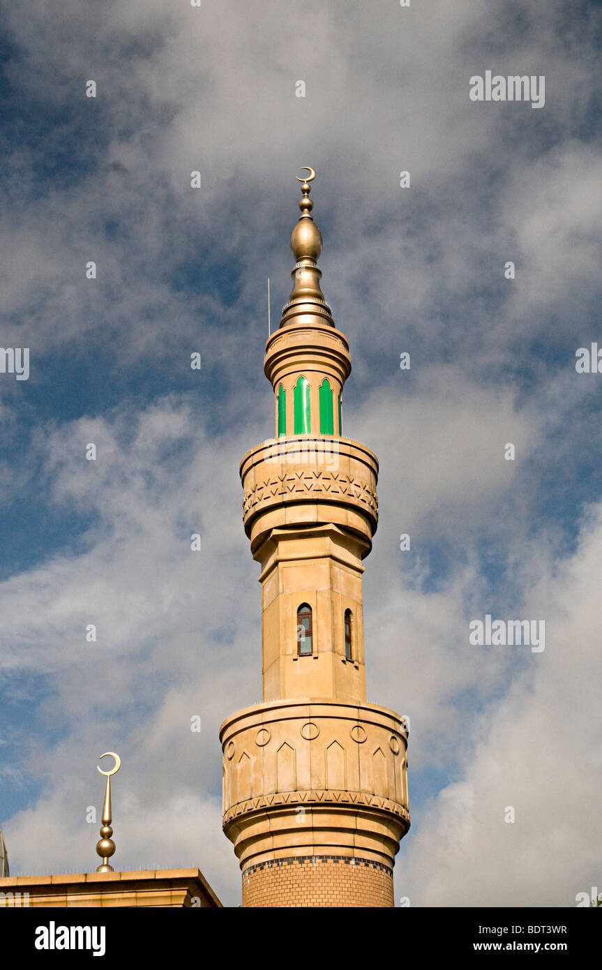 Wolverhampton mosque and its minaret towers on a sunny day Stock Photo ...