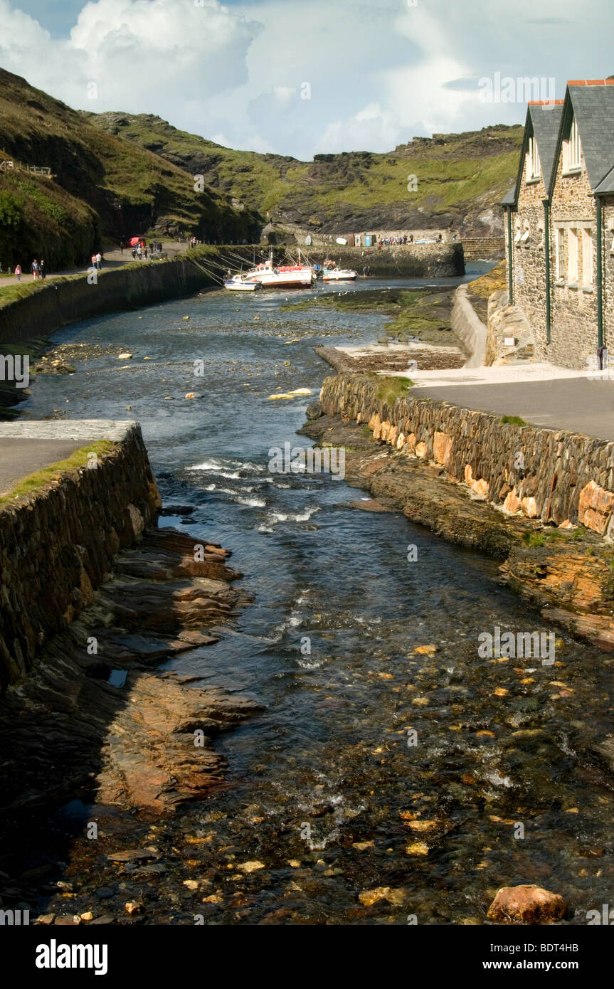 Boscastle harbour in Cornwall Stock Photo - Alamy