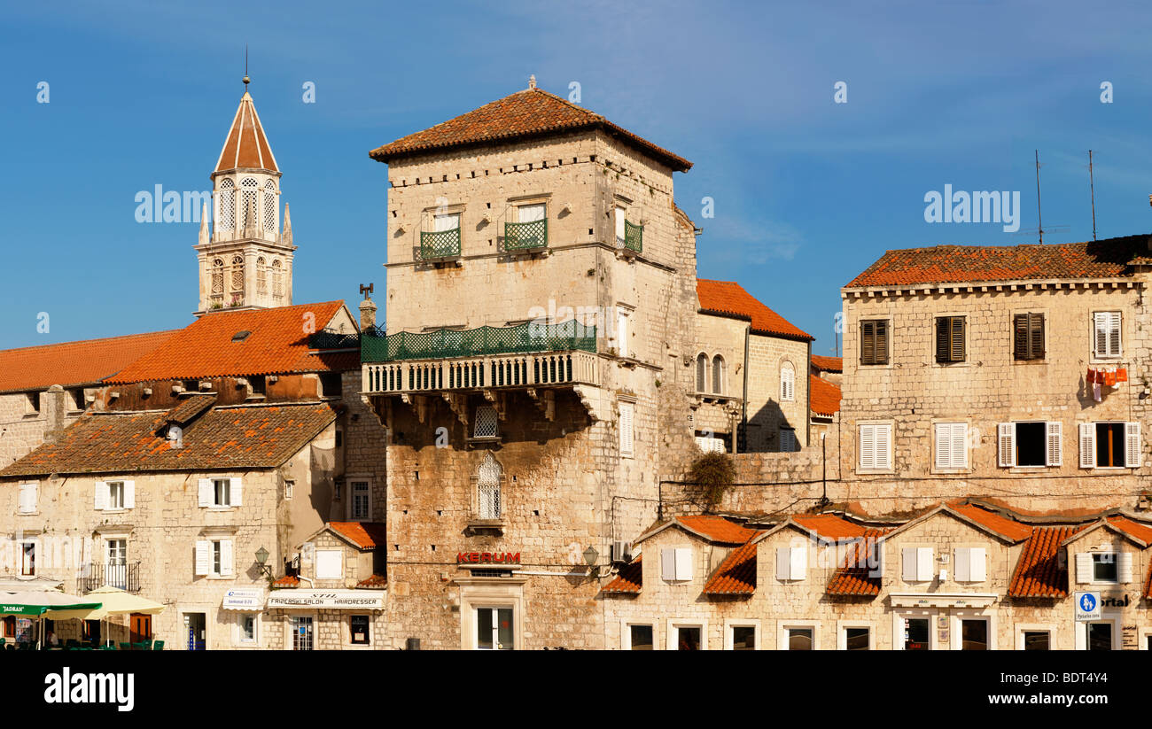 Trogir Harbour front with Medieval buildings - Croatia Stock Photo - Alamy