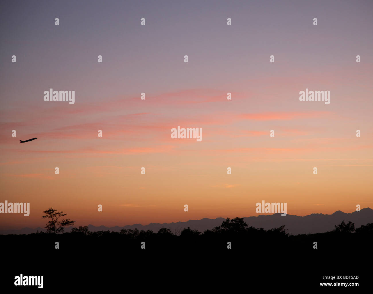 Milan alps hi-res stock photography and images - Alamy