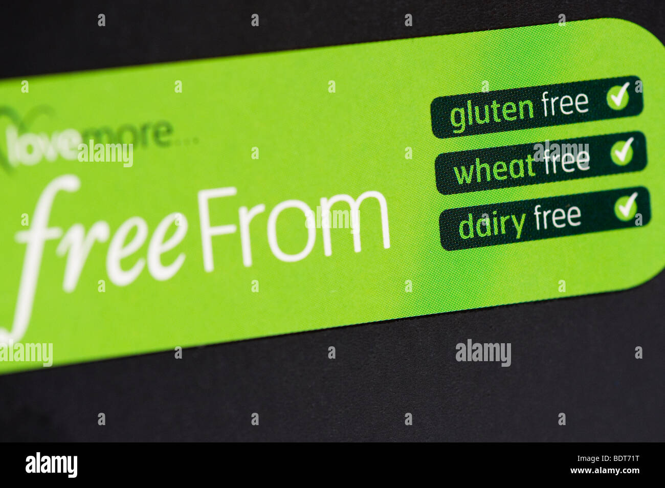 Wheat free, Gluten free, food packet labeling Stock Photo - Alamy