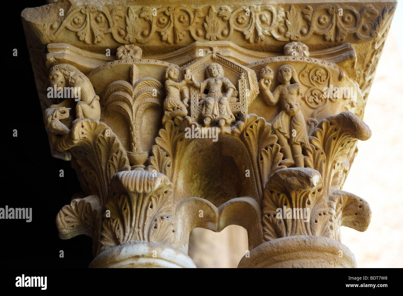 Medieval art hi-res stock photography and images - Alamy