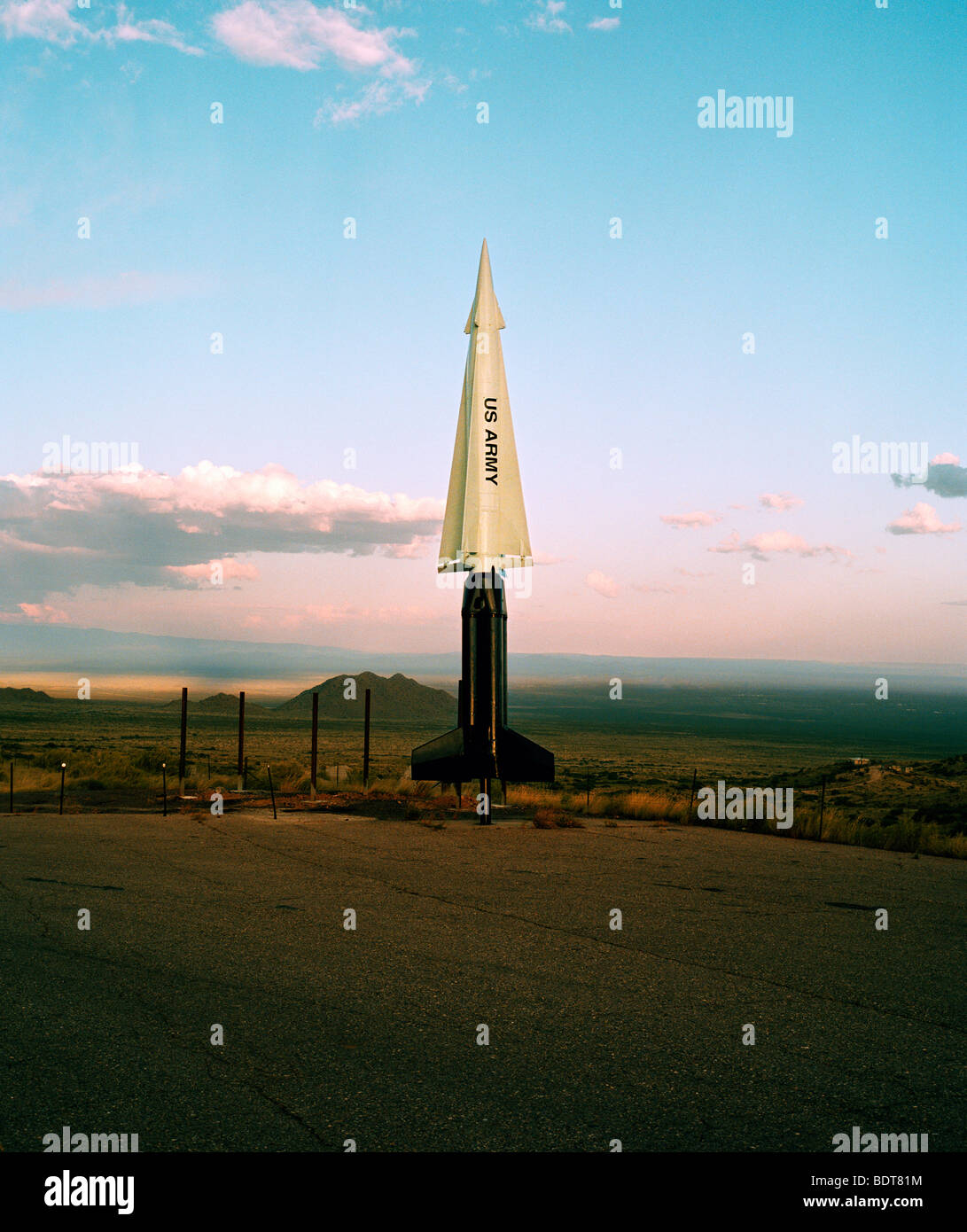 Us army weapon hi-res stock photography and images - Alamy