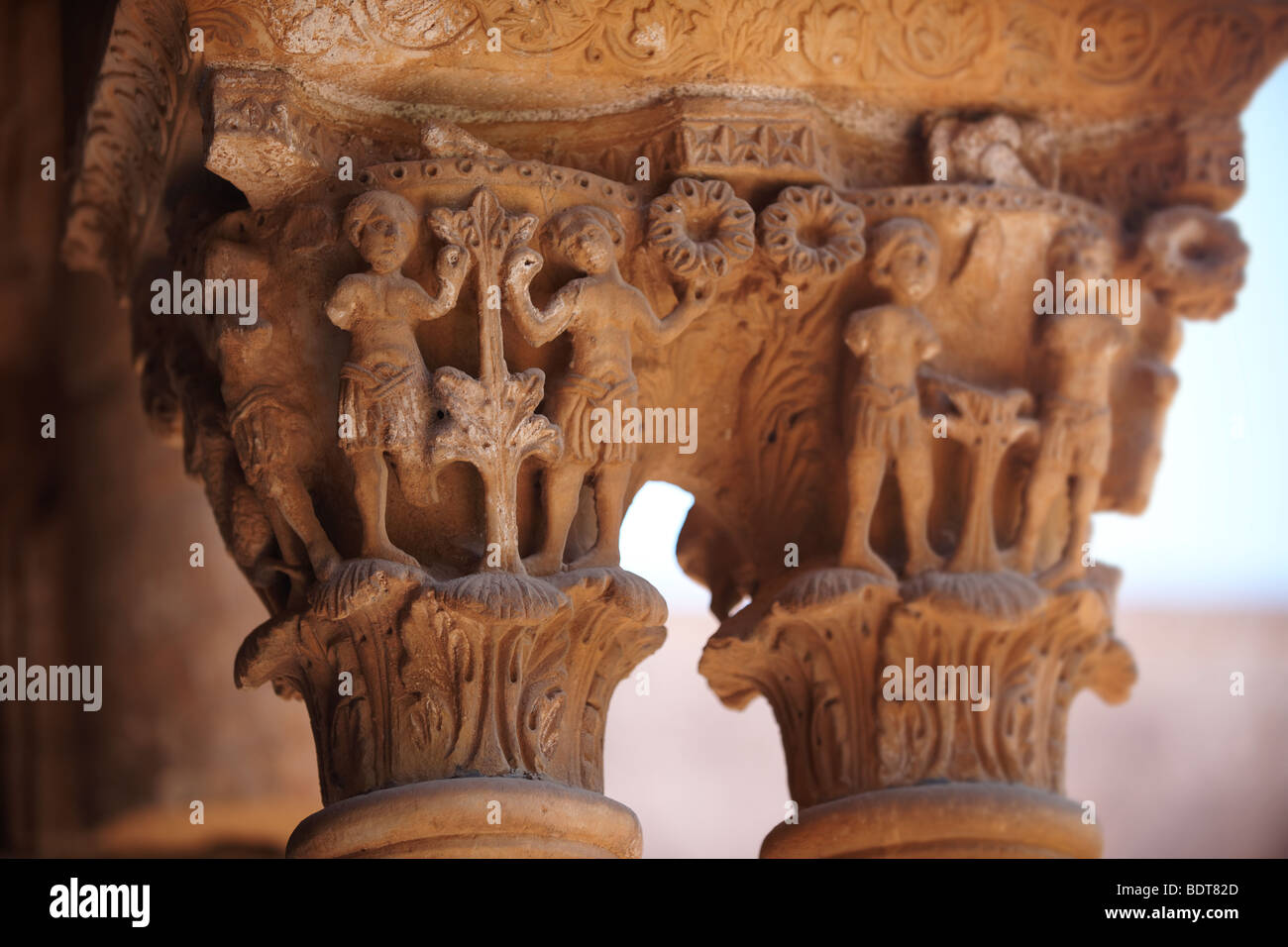 Historic romanesque historiated capitals hi-res stock photography and ...
