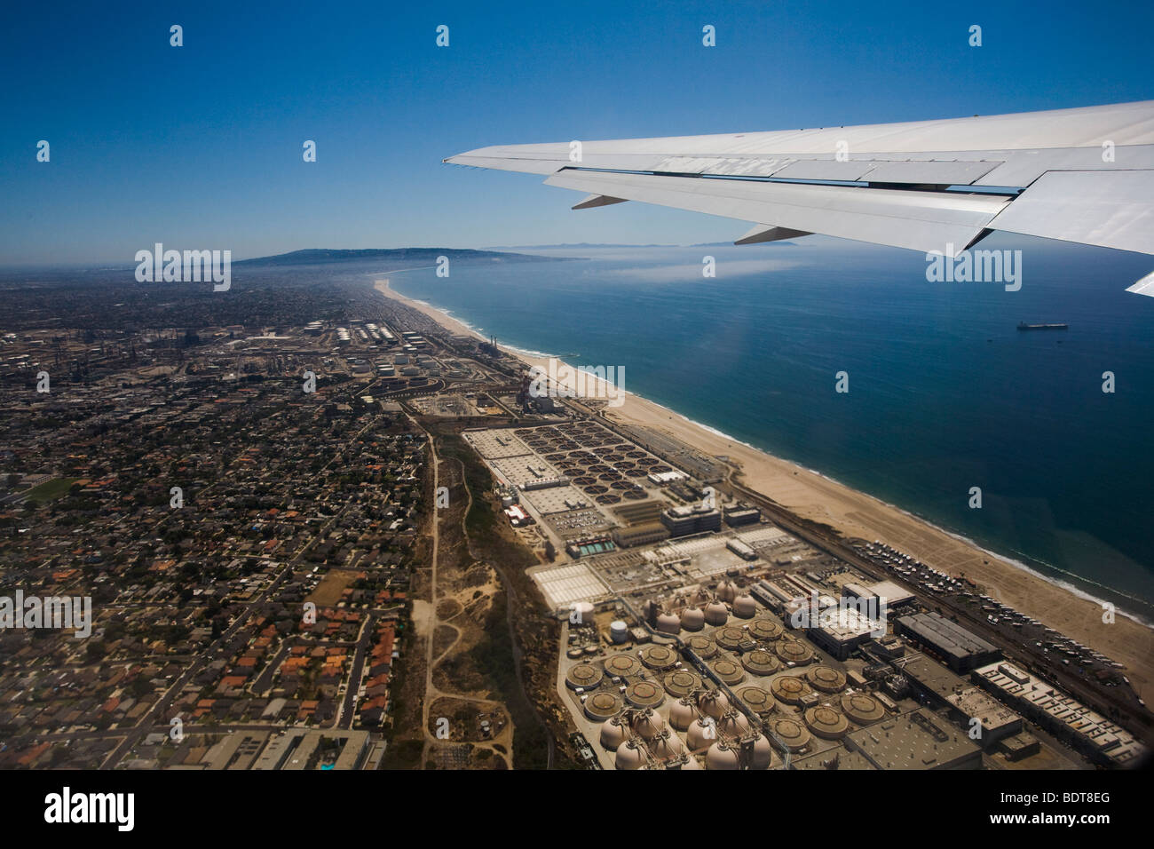 Lax airport aerial view hi-res stock photography and images - Alamy