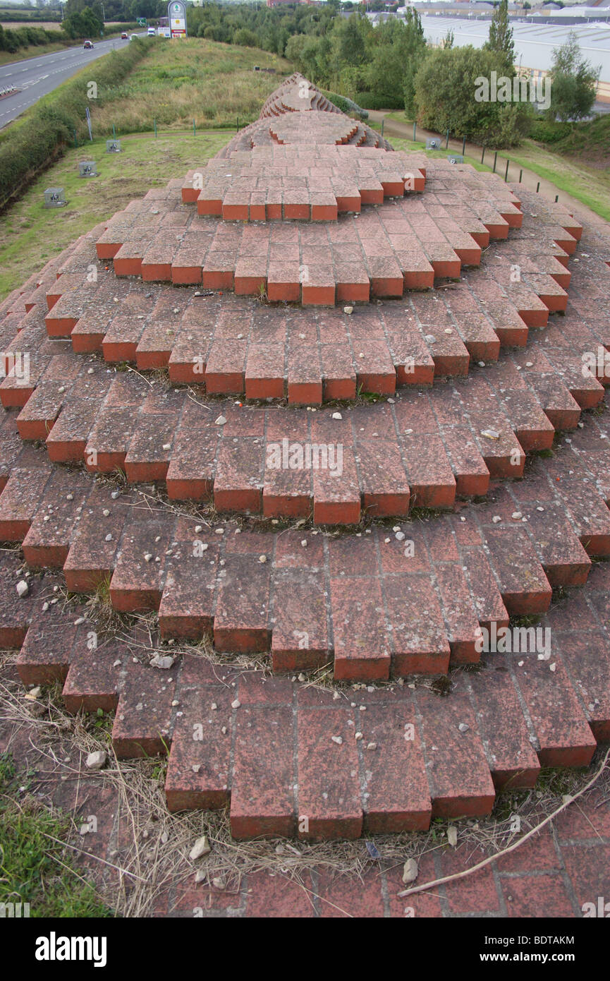'Brick Train' scuplture of LNER Class E4 'Mallard' by David Mach ...