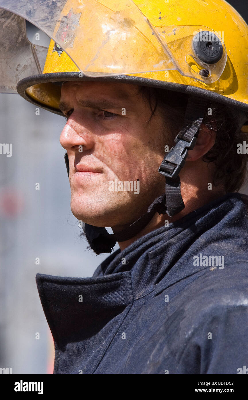Fireman brigade hi-res stock photography and images - Alamy