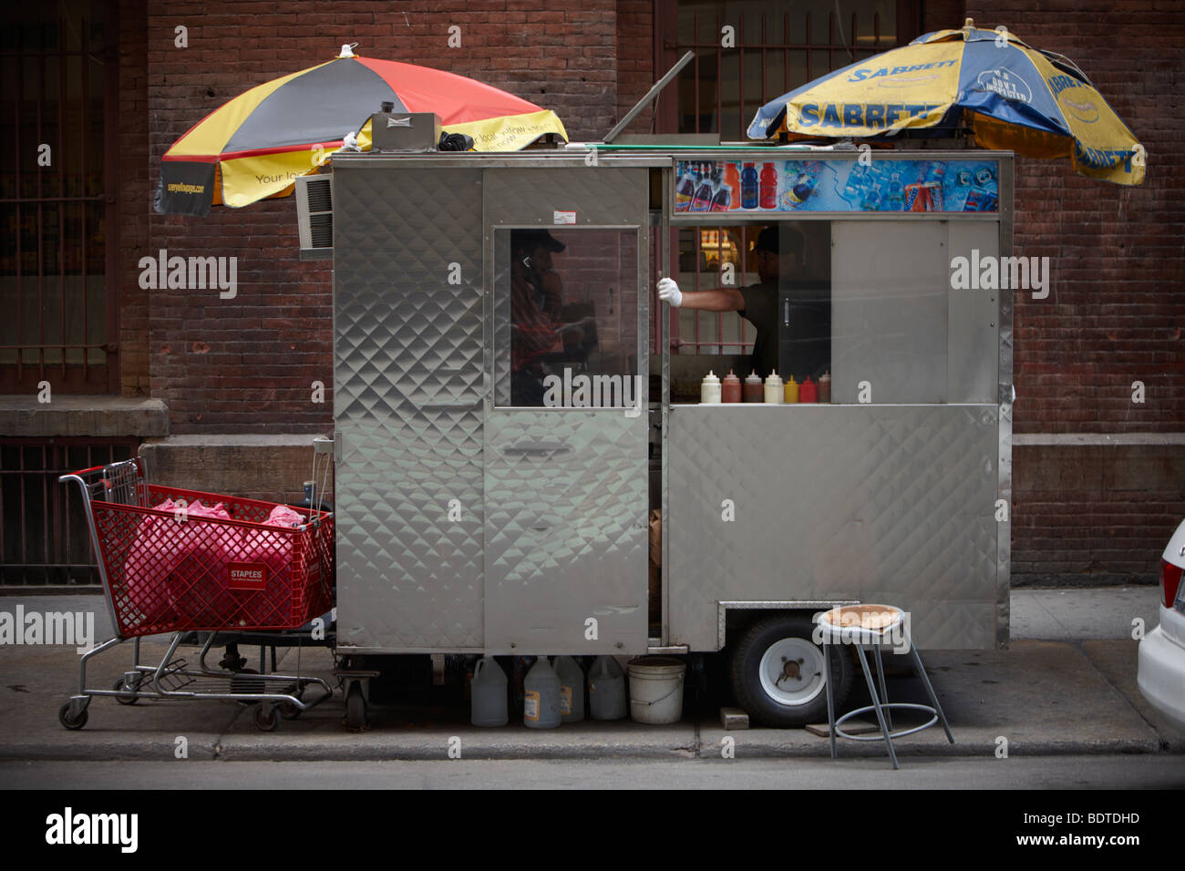 Hot Dog Stand Stock Photo - Alamy