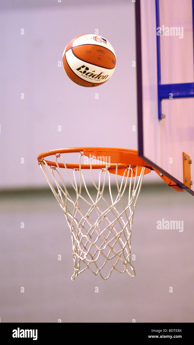 BASKETBALL HOOP AND BALL Photo by Alan Edwards Stock Photo - Alamy
