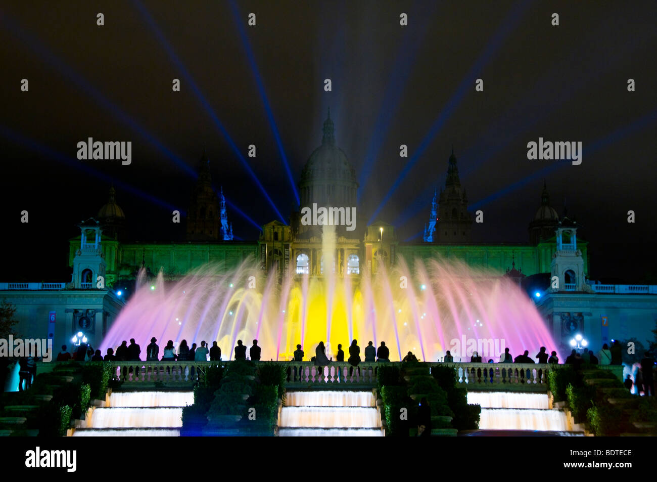 The magic fountain and palace of montjuic hi-res stock photography and ...