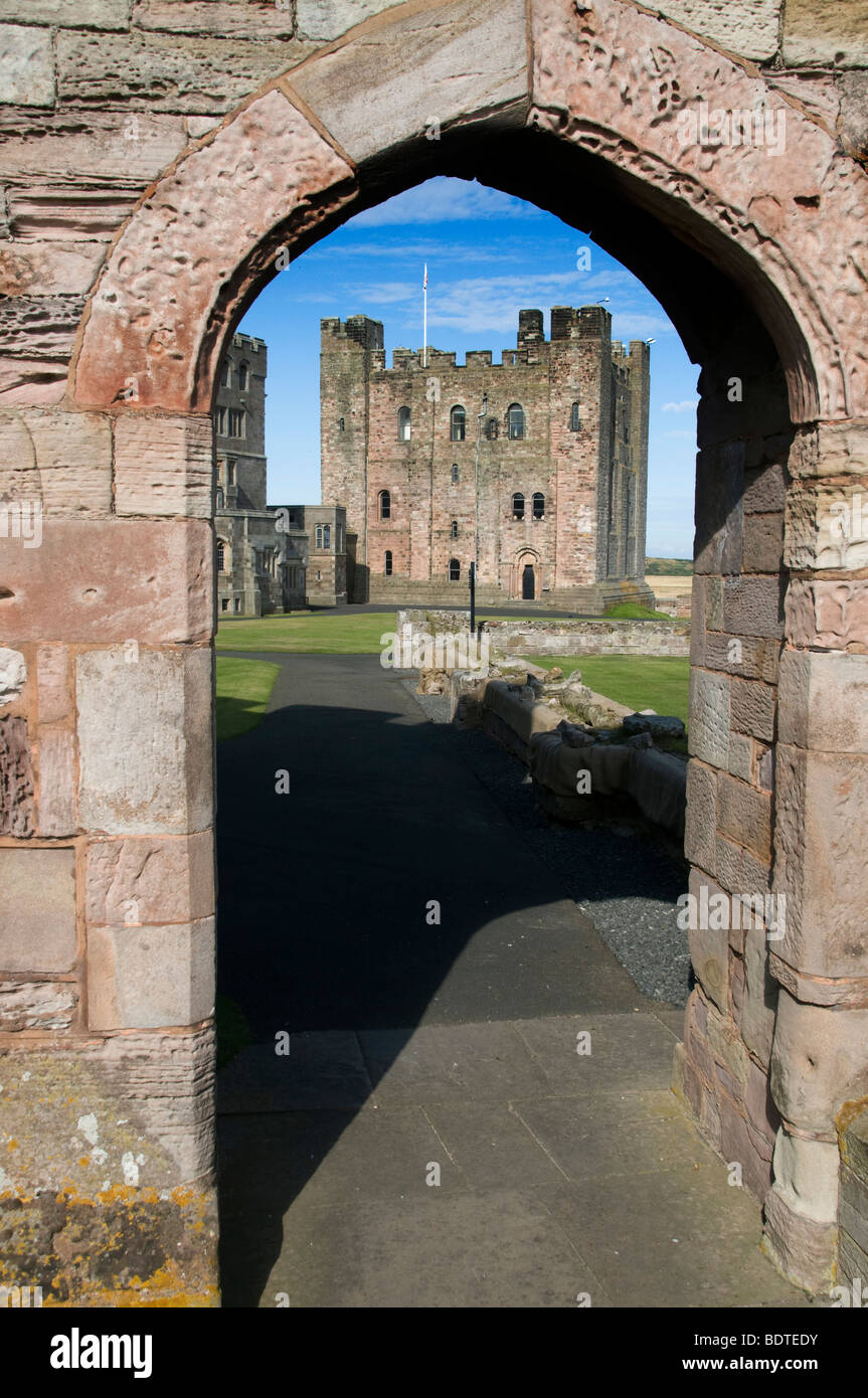 Bebbanburg castle hi-res stock photography and images - Alamy