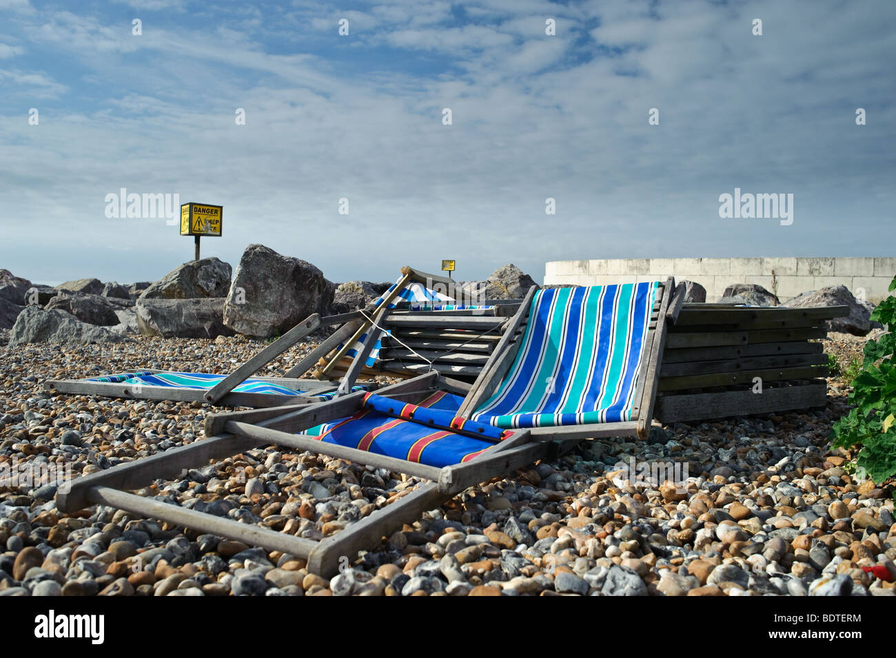 Worthing beach deck chairs hi-res stock photography and images - Alamy