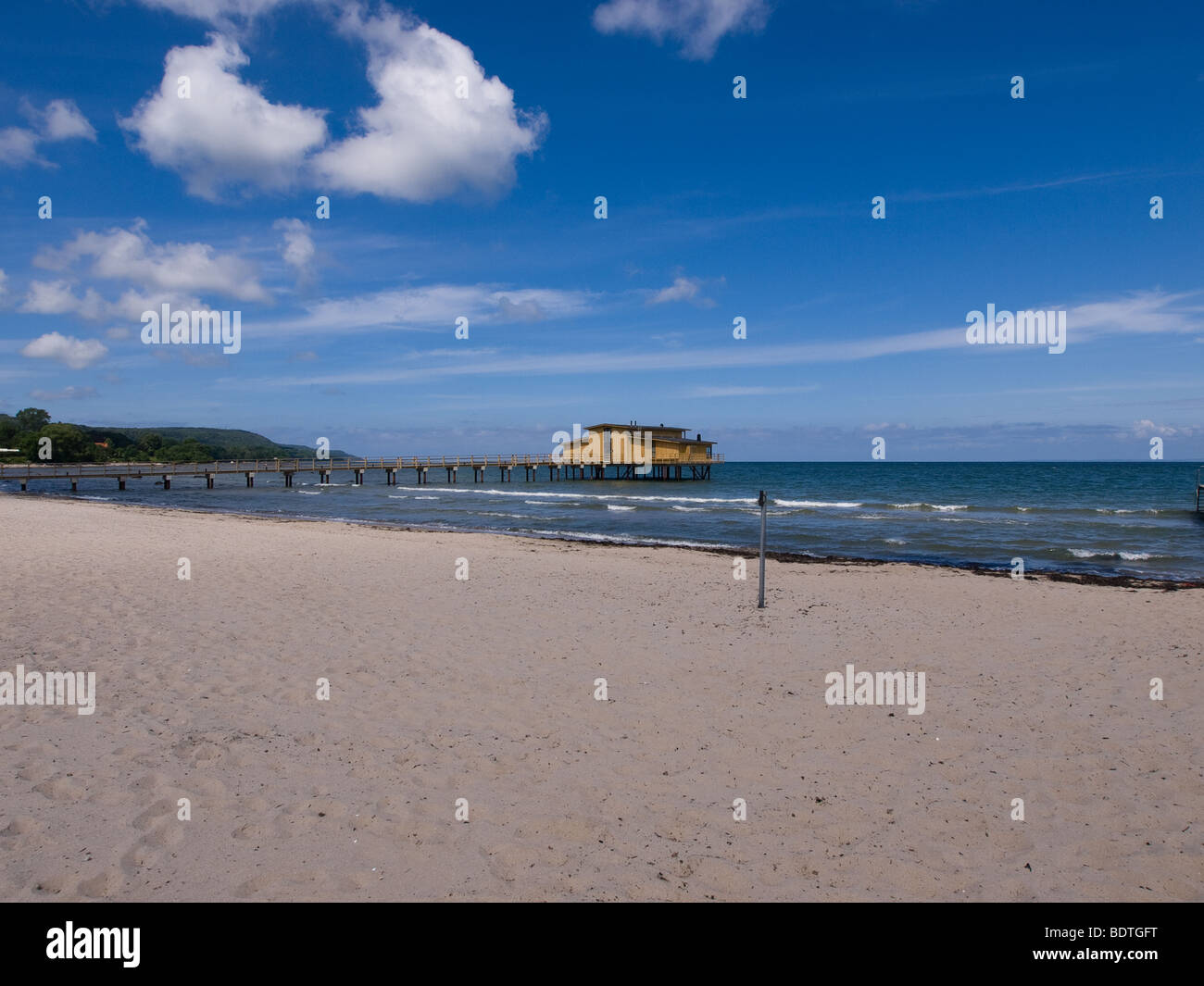 Swedish bathhouse (Kallbadhus) in Båstad, Sweden Stock Photo - Alamy