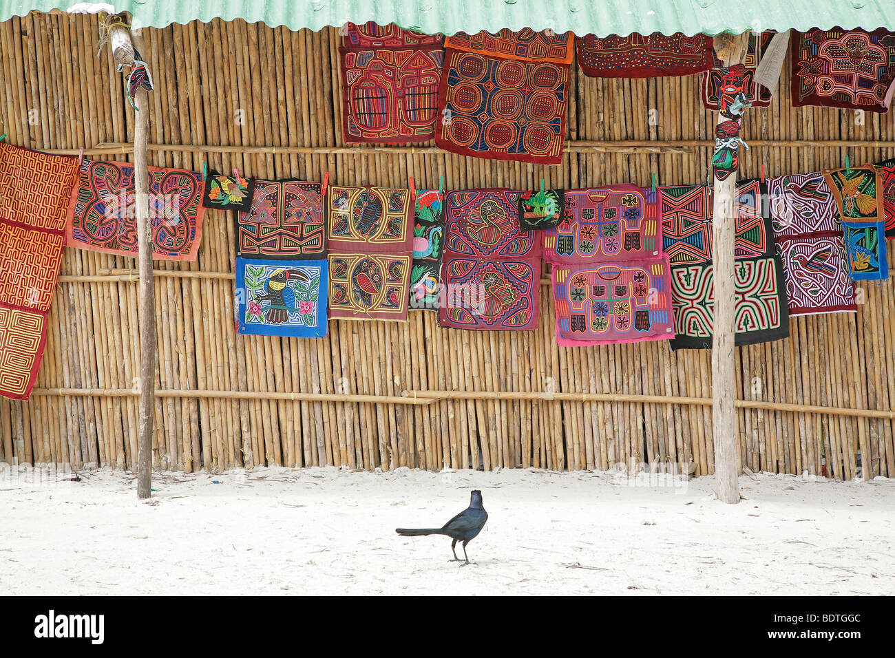 Molas panama High Resolution Stock Photography and Images - Alamy