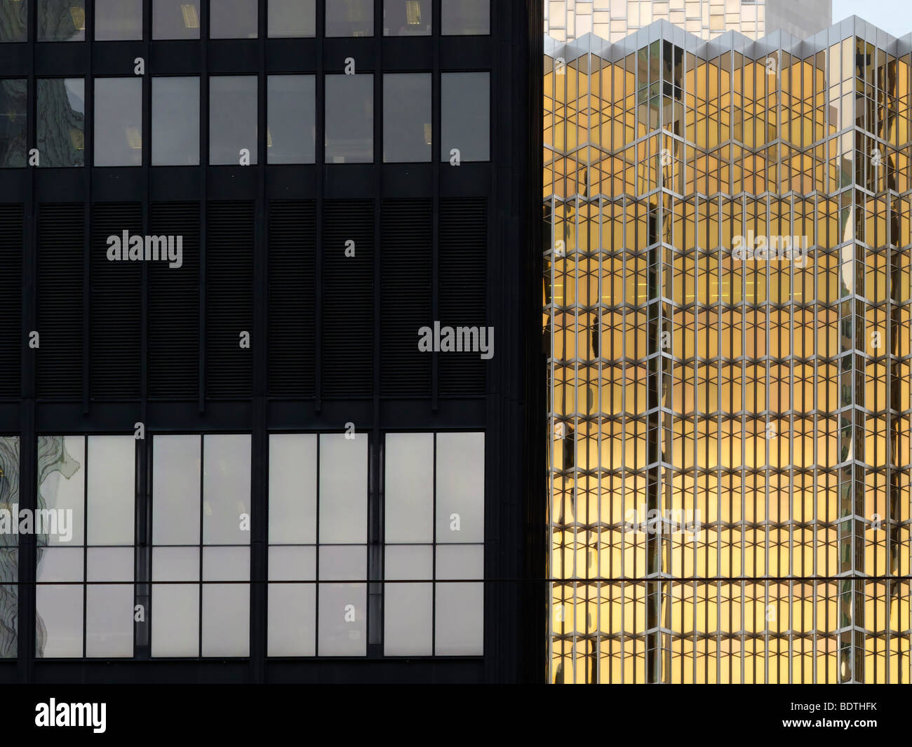 Skyscraper styles hi-res stock photography and images - Alamy