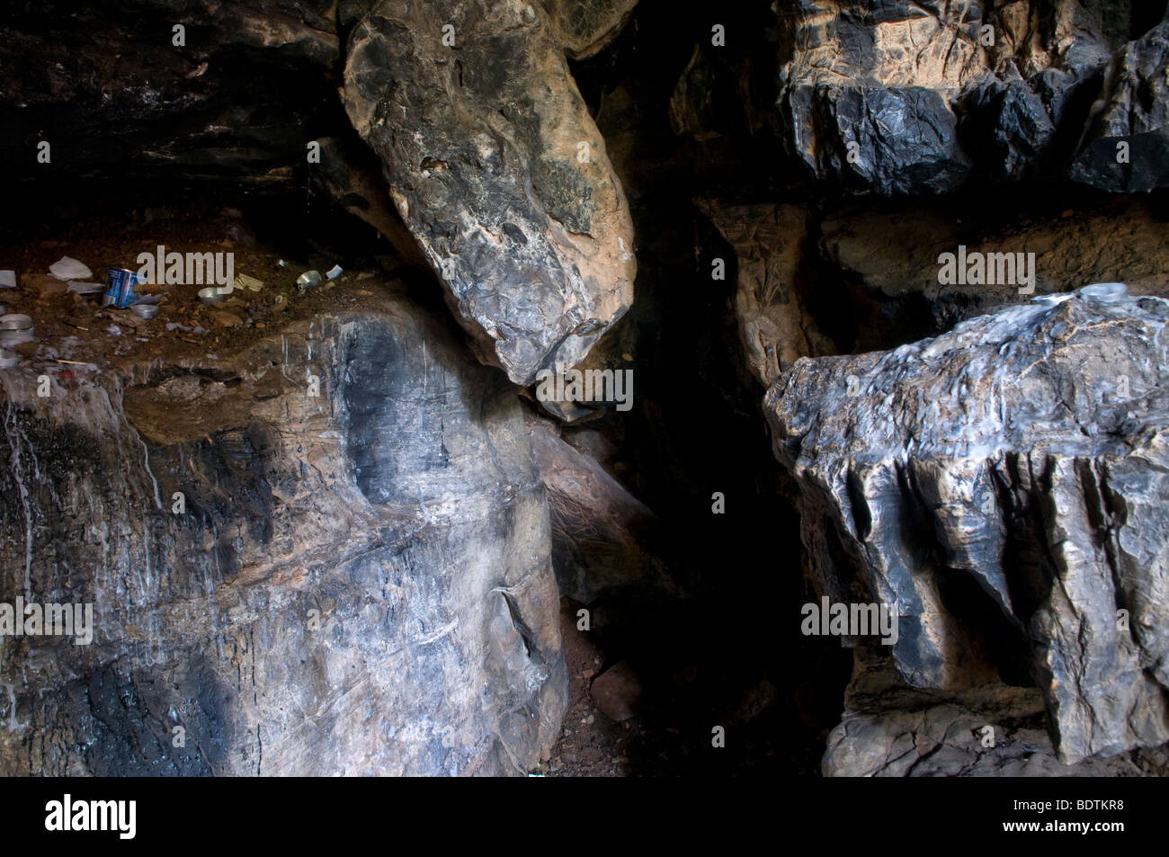 Rabbi shimon bar yochai cave hi-res stock photography and images - Alamy