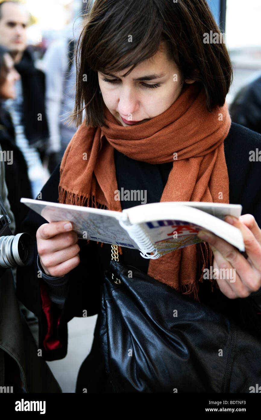 A woman reading a map London Stock Photo - Alamy