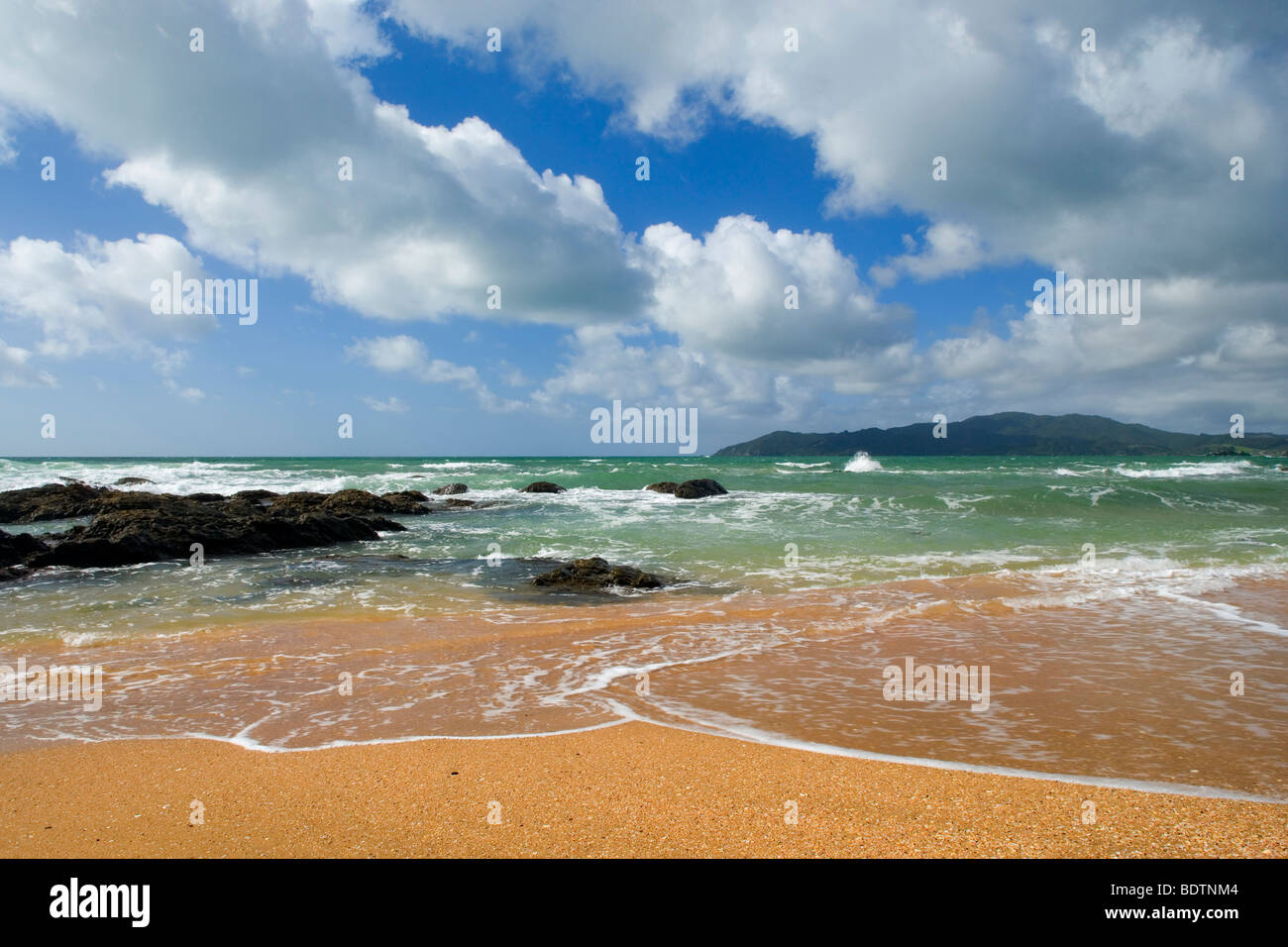 Doubtless bay hi-res stock photography and images - Alamy