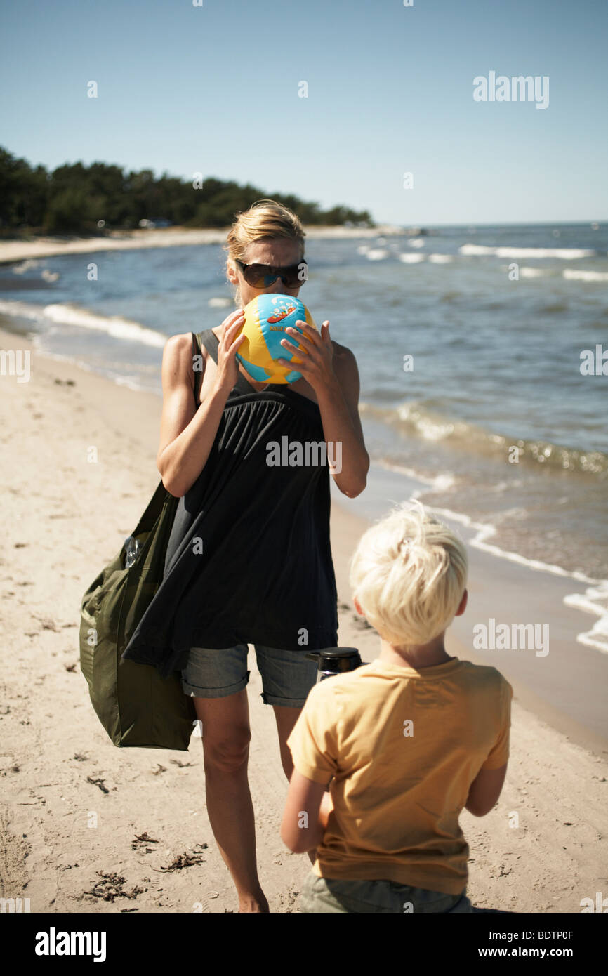 Inflating Beach Ball High Resolution Stock Photography and Images - Alamy