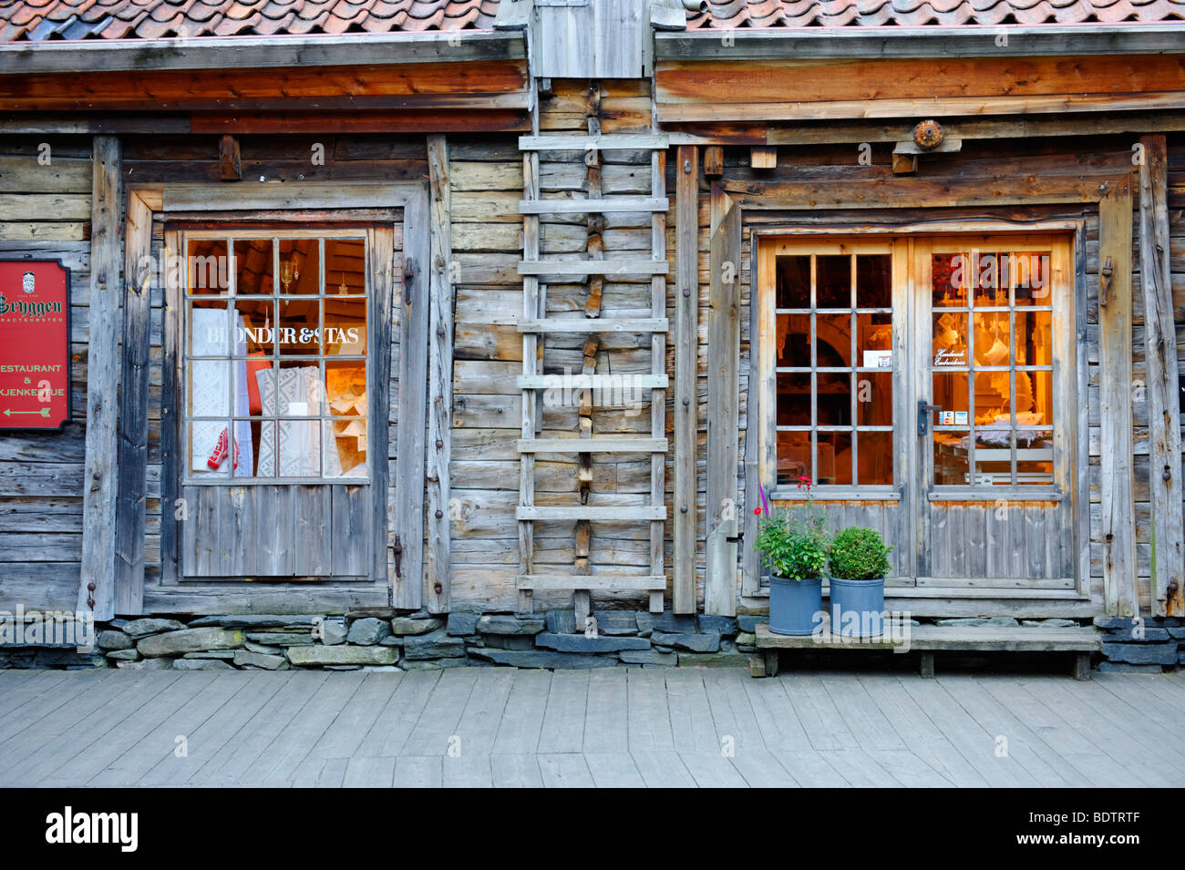 Quarter bryggen hi-res stock photography and images - Alamy