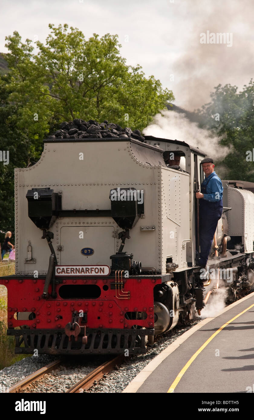 Steam train on welsh hi-res stock photography and images - Alamy