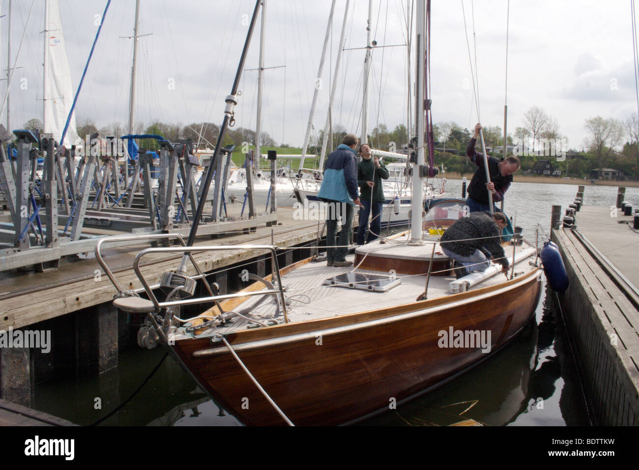 bootsbauer, schiffszimmerer, schiffsbau, ships carpenter, boatbuilding ...