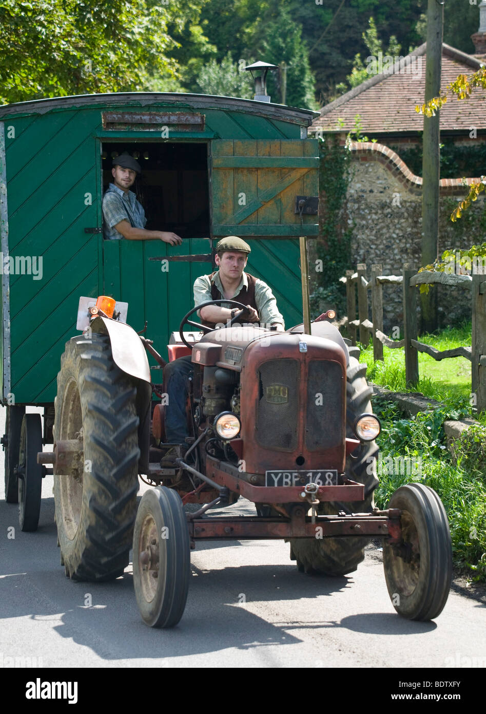 Farm uk 1930s hi-res stock photography and images - Alamy