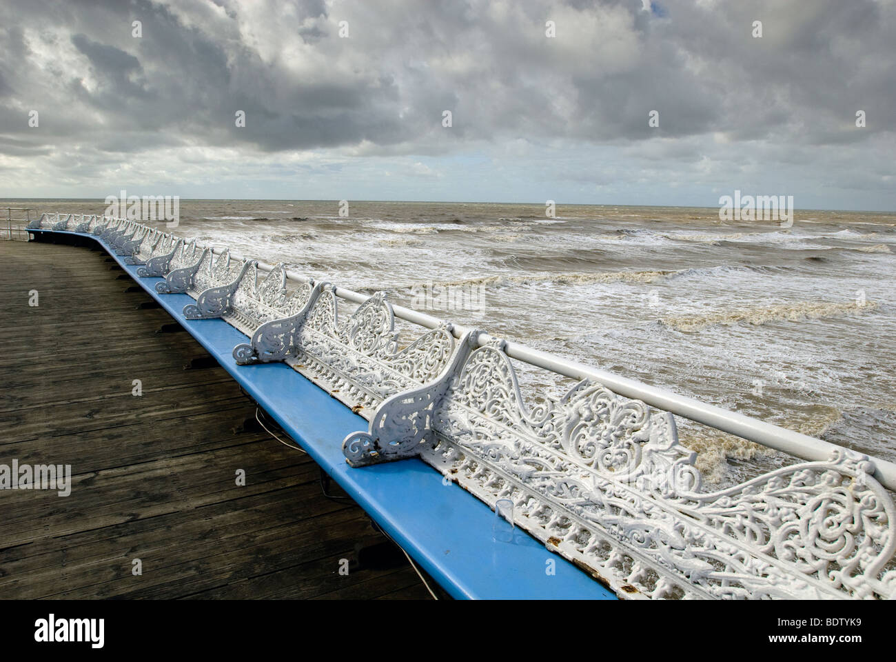 Seaside pier windy hi-res stock photography and images - Alamy