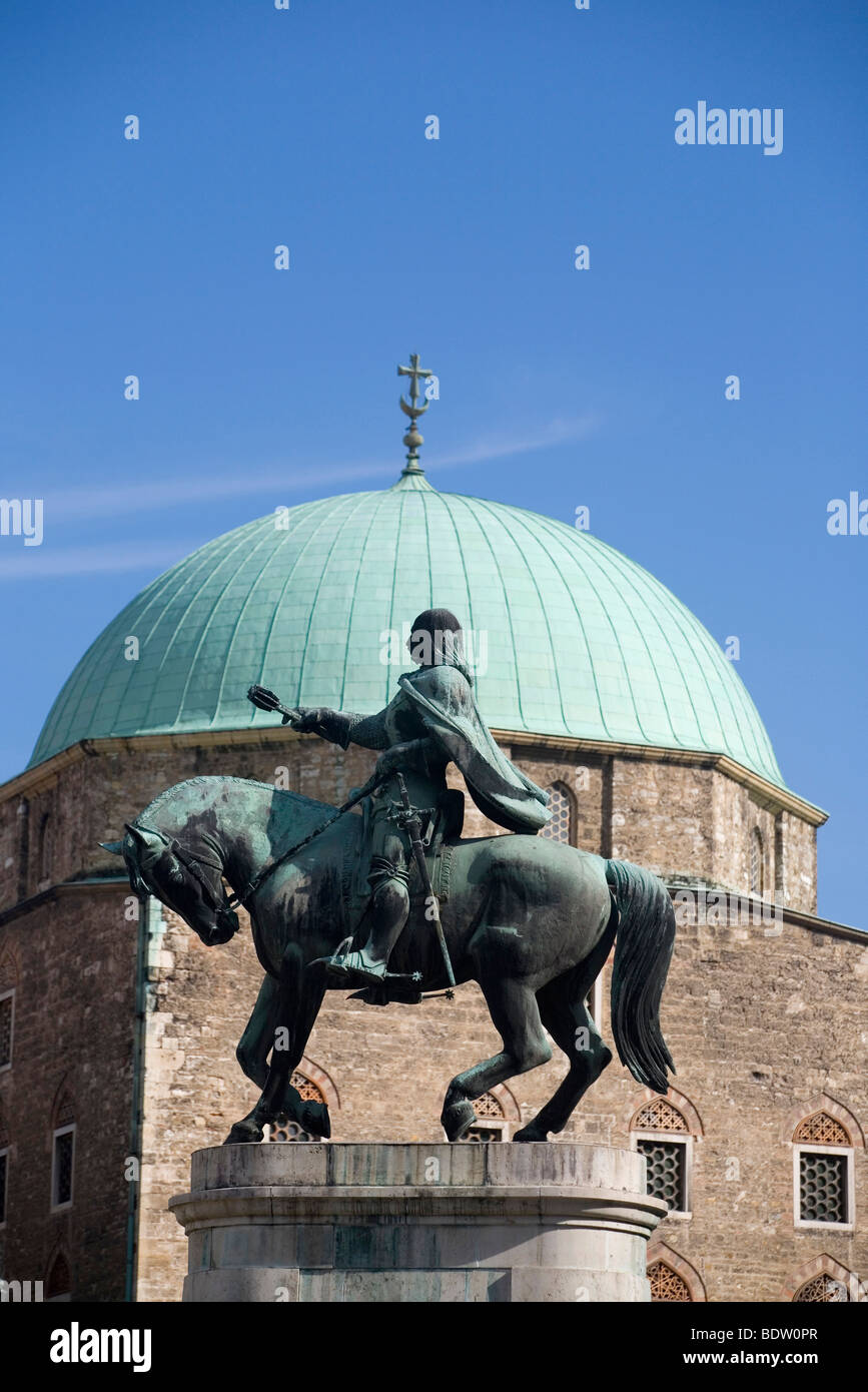A statue of Janos Hunyadi in Szchenyi square, Pecs, hungary Stock Photo ...