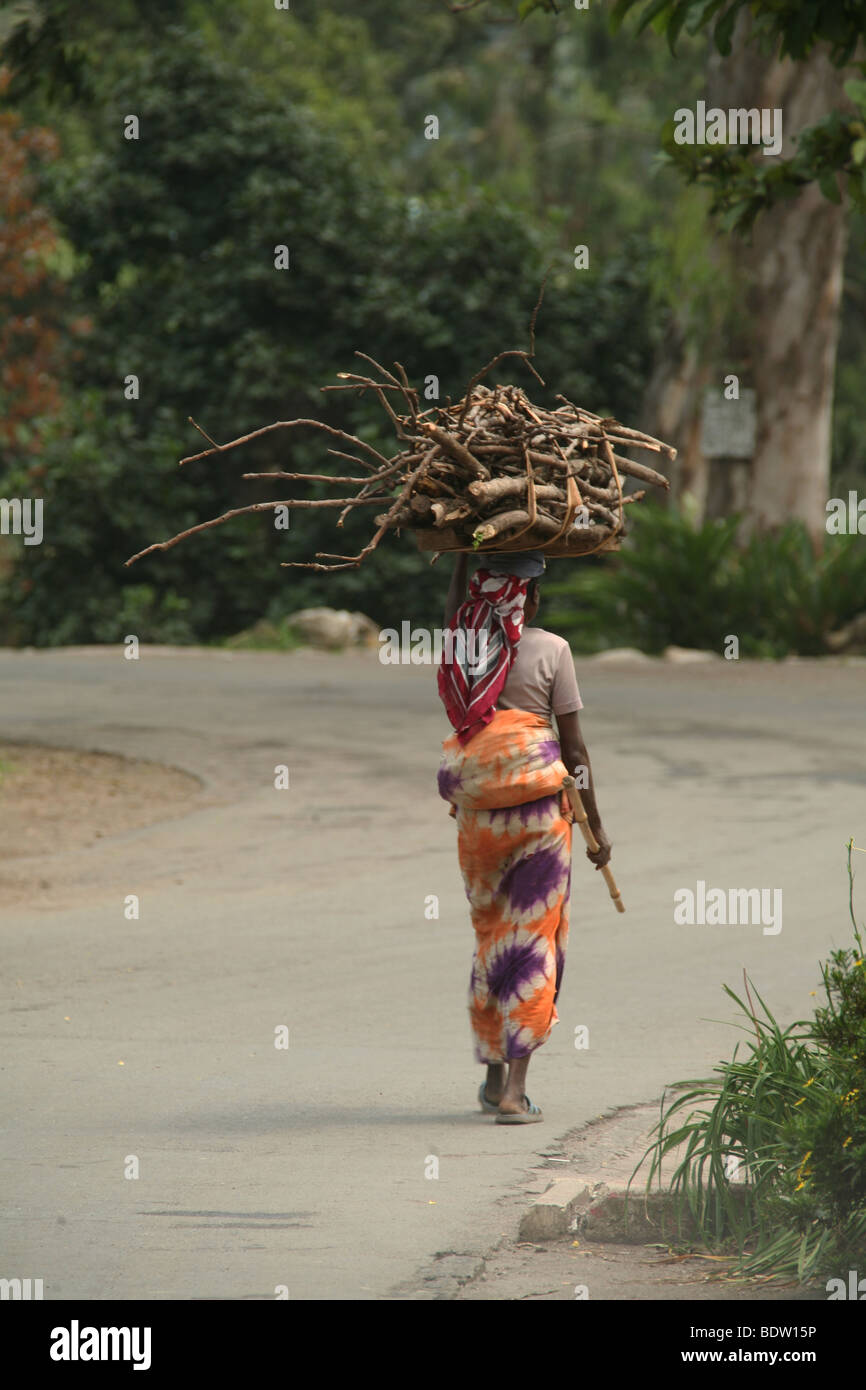 Tutsi people hi-res stock photography and images - Alamy