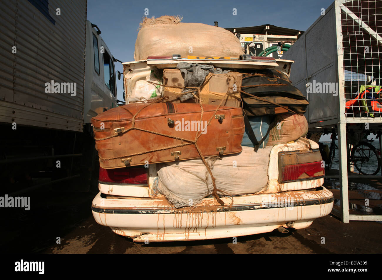 Overloaded car africa hi-res stock photography and images - Alamy