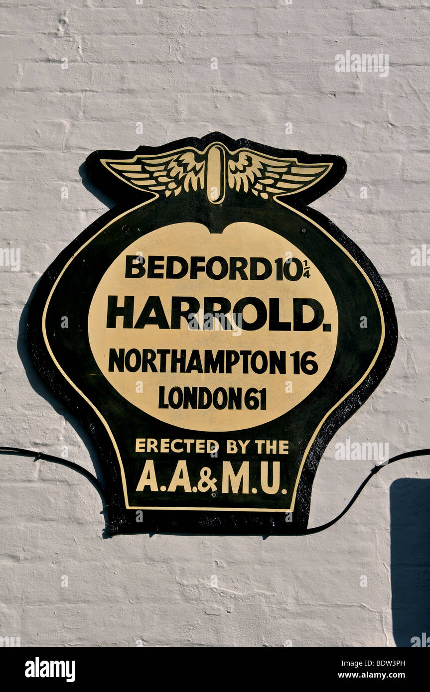 Harrold old aa sign hi-res stock photography and images - Alamy