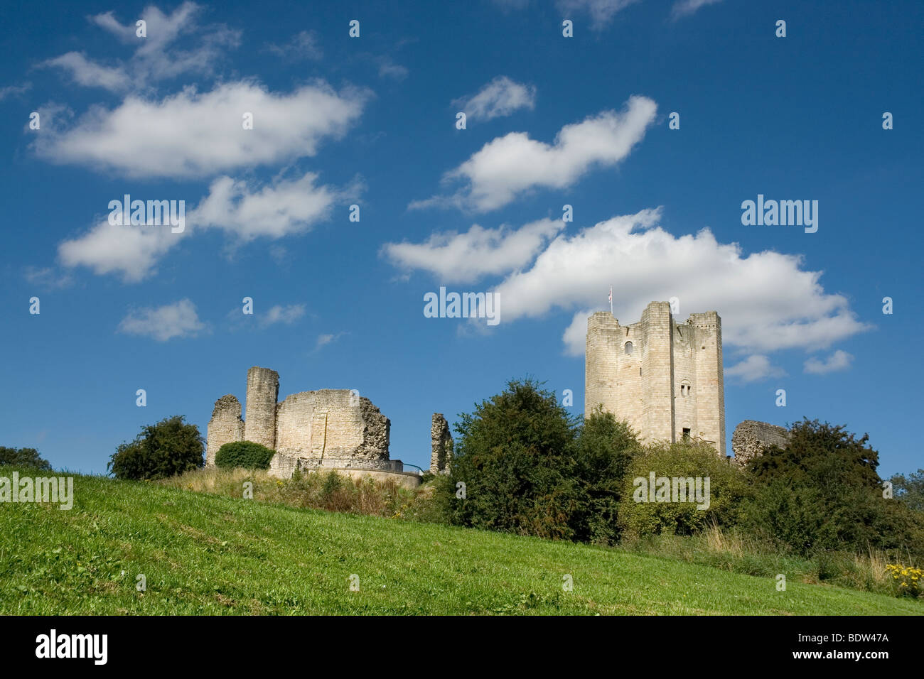 Norman castles hi-res stock photography and images - Alamy